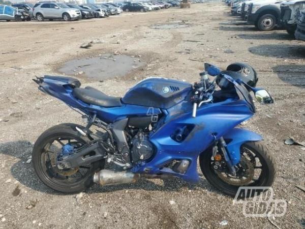 Zils Yamaha R7 2025 Klaipėda, ar dzinēja tilpumu 0.70 L un nobraukumu 5 tūkst. km par 5900 €, foto 1 vietnē AUTOMOTO.COM.LV