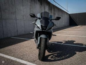 Grey Yamaha R7 2022 in Vilnius, with an engine capacity of 0.69 L and mileage of 12 thousand km for 7700 €, photo 6 on AUTOMOTO.COM.LV