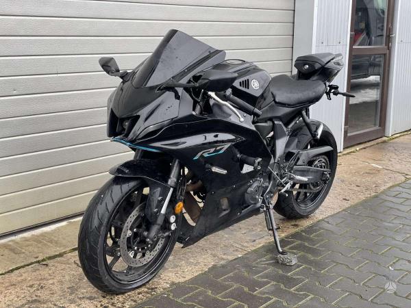 Yamaha R7 2022 in Vilkaviskis, with an engine capacity of 0.70 L and mileage of 18 thousand km for 4700 €, photo 1 on AUTOMOTO.COM.LV