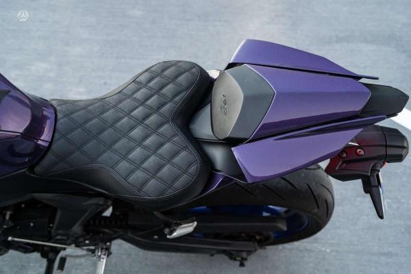 Violet Yamaha R7 2023 in Klaipeda, with an engine capacity of 0.69 L and mileage of 8 thousand km for 8200 €, photo 4 on AUTOMOTO.COM.LV