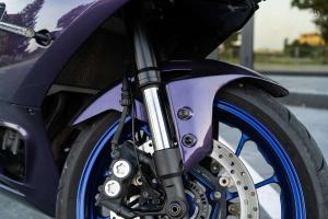 Violets Yamaha R7 2023 Klaipėda, ar dzinēja tilpumu 0.69 L un nobraukumu 8 tūkst. km par 8200 €, foto 17 vietnē AUTOMOTO.COM.LV