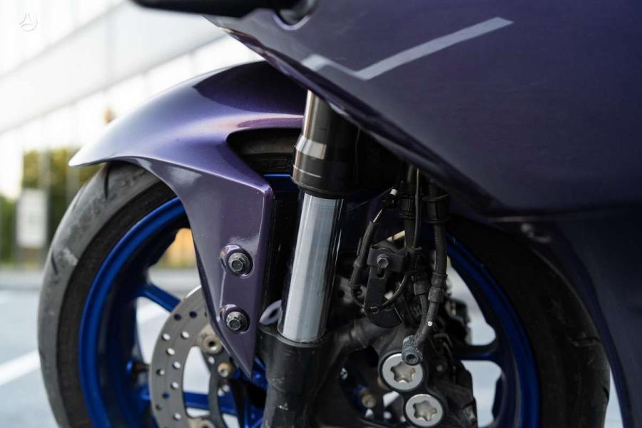 Violets Yamaha R7 2023 Klaipėda, ar dzinēja tilpumu 0.69 L un nobraukumu 8 tūkst. km par 8200 €, foto 27 vietnē AUTOMOTO.COM.LV
