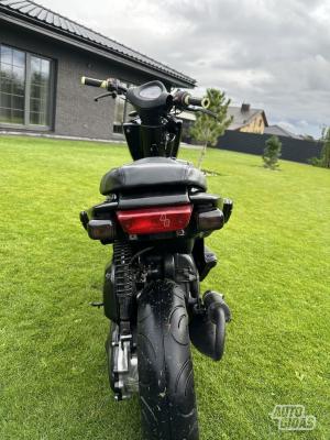 Melns Yamaha Slider 2003 Kauņa, ar dzinēja tilpumu 0.05 L un nobraukumu 14 tūkst. km par 1900 €, foto 7 vietnē AUTOMOTO.COM.LV