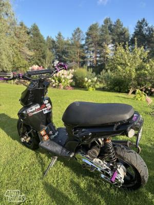 Melns Yamaha Slider 2009 Pabradė, ar dzinēja tilpumu 0.00 L un nobraukumu 0 tūkst. km par 2050 €, foto 4 vietnē AUTOMOTO.COM.LV