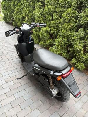 Yamaha Slider 2000 Kauņa, ar dzinēja tilpumu 0.05 L un nobraukumu 13 tūkst. km par 1699 €, foto 4 vietnē AUTOMOTO.COM.LV