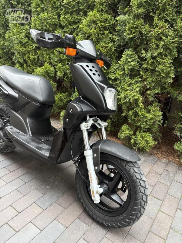 Yamaha Slider 2000 in Kaunas, with an engine capacity of 0.05 L and mileage of 13 thousand km for 1699 €, photo 9 on AUTOMOTO.COM.LV
