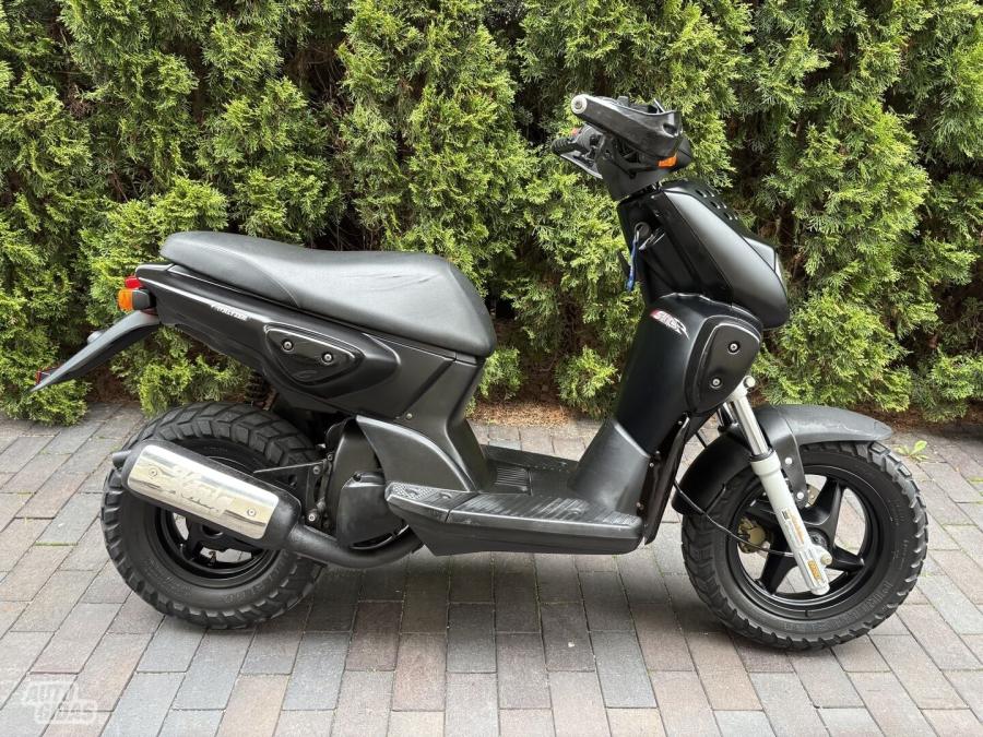 Yamaha Slider 2000 Kauņa, ar dzinēja tilpumu 0.05 L un nobraukumu 13 tūkst. km par 1699 €, foto 11 vietnē AUTOMOTO.COM.LV