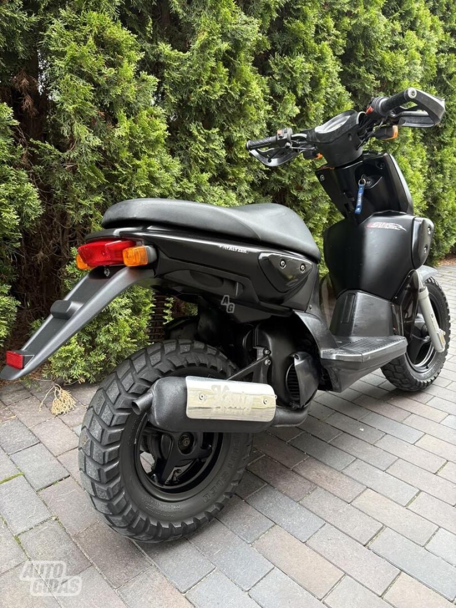 Yamaha Slider 2000 Kauņa, ar dzinēja tilpumu 0.05 L un nobraukumu 13 tūkst. km par 1699 €, foto 12 vietnē AUTOMOTO.COM.LV