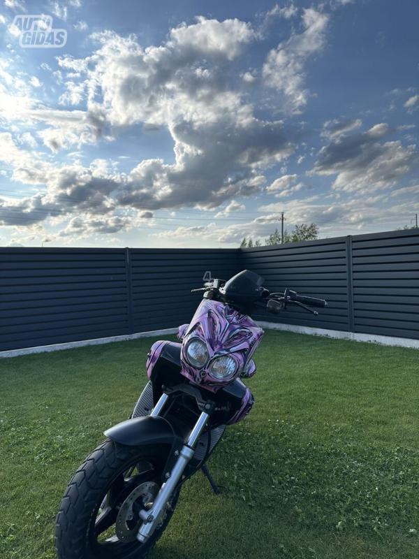 Yamaha Slider 2002 Kauņa, ar dzinēja tilpumu 0.05 L un nobraukumu 18 tūkst. km par 2500 €, foto 2 vietnē AUTOMOTO.COM.LV
