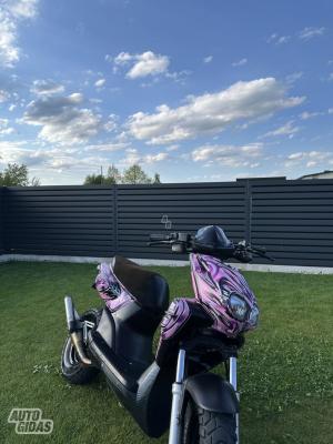 Yamaha Slider 2002 Kauņa, ar dzinēja tilpumu 0.05 L un nobraukumu 18 tūkst. km par 2500 €, foto 4 vietnē AUTOMOTO.COM.LV