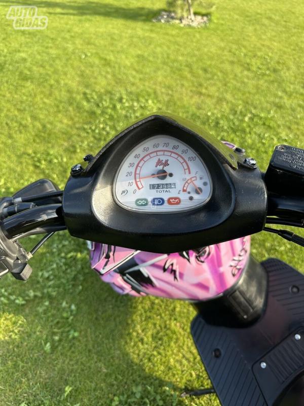 Yamaha Slider 2002 Kauņa, ar dzinēja tilpumu 0.05 L un nobraukumu 18 tūkst. km par 2500 €, foto 6 vietnē AUTOMOTO.COM.LV