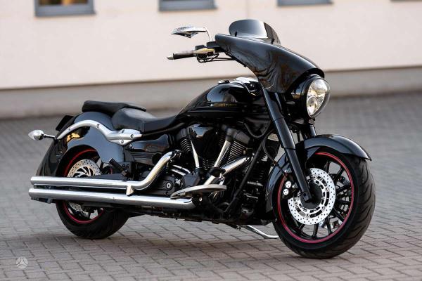 Black Yamaha Stratoliner 2007 in Jelgava, with an engine capacity of 1.90 L and mileage of 32 thousand km for 8000 €, photo 1 on AUTOMOTO.COM.LV