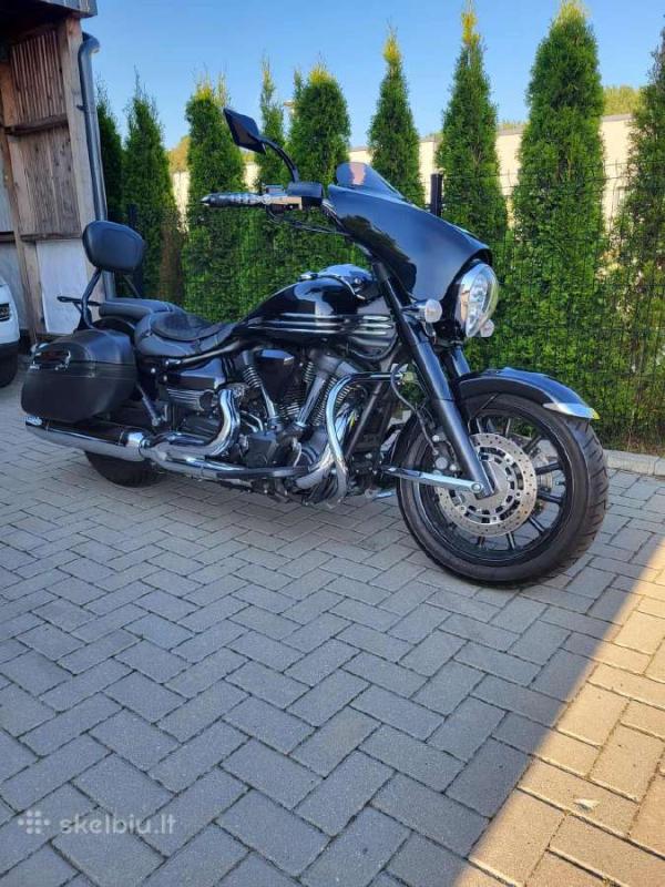 Black Yamaha Stratoliner 2008 in Kaunas, with an engine capacity of 1.90 L and mileage of 18 thousand km for 8888 €, photo 2 on AUTOMOTO.COM.LV