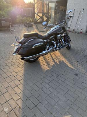 Red Yamaha Stratoliner 2006 in Naujoji Akmene, with an engine capacity of 0.00 L and mileage of 36 thousand km for 6000 €, photo 4 on AUTOMOTO.COM.LV