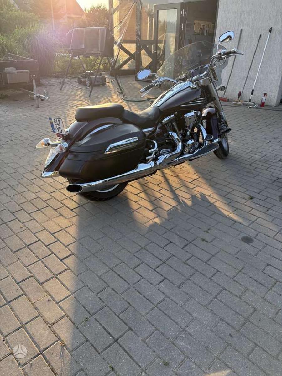 Red Yamaha Stratoliner 2006 in Naujoji Akmene, with an engine capacity of 0.00 L and mileage of 36 thousand km for 6000 €, photo 4 on AUTOMOTO.COM.LV