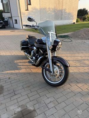 Red Yamaha Stratoliner 2006 in Naujoji Akmene, with an engine capacity of 0.00 L and mileage of 36 thousand km for 6000 €, photo 8 on AUTOMOTO.COM.LV