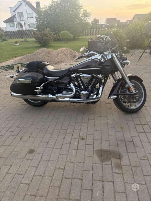 Sarkans Yamaha Stratoliner 2006 Naujoji Akmenė, ar dzinēja tilpumu 0.00 L un nobraukumu 36 tūkst. km par 6000 €, foto 1 vietnē AUTOMOTO.COM.LV