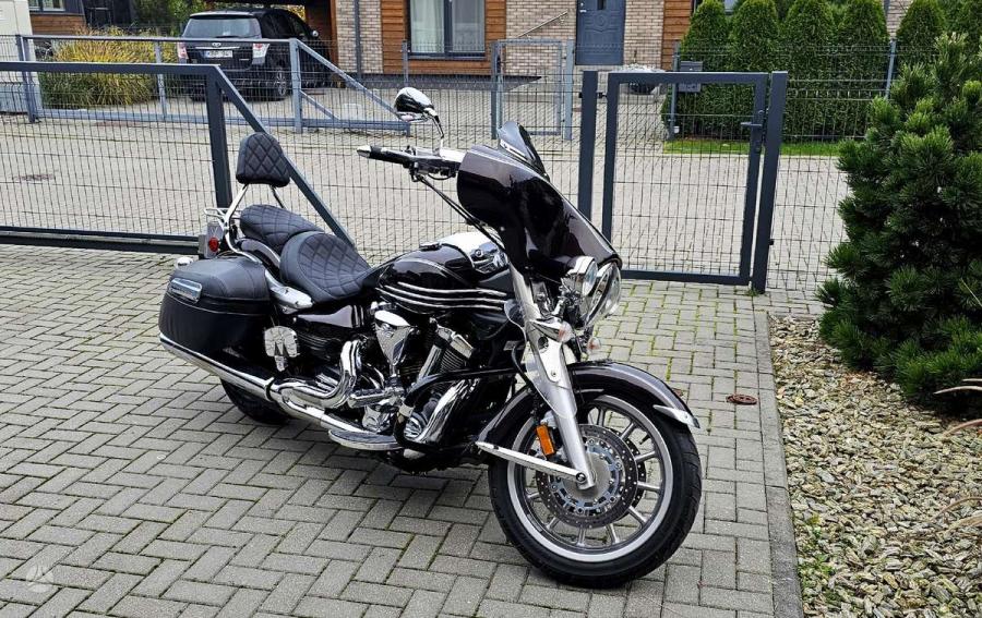 Sarkans Yamaha Stratoliner 2009 Viļņa, ar dzinēja tilpumu 1.90 L un nobraukumu 34 tūkst. km par 8900 €, foto 6 vietnē AUTOMOTO.COM.LV