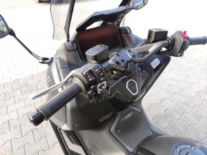Green Yamaha T Max 2022 in Klaipeda, with an engine capacity of 0.56 L and mileage of 1 thousand km for 12500 €, photo 12 on AUTOMOTO.COM.LV