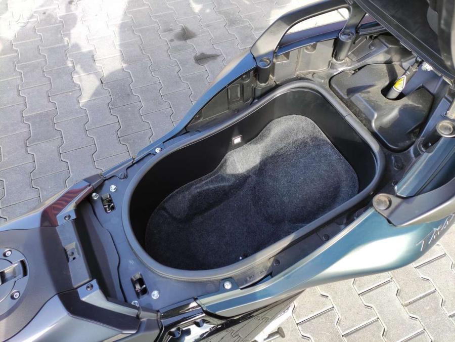 Green Yamaha T Max 2022 in Klaipeda, with an engine capacity of 0.56 L and mileage of 1 thousand km for 12500 €, photo 15 on AUTOMOTO.COM.LV