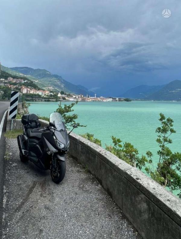 Pelēks Yamaha T Max 2015 Klaipėda, ar dzinēja tilpumu 0.53 L un nobraukumu 18 tūkst. km par 6000 €, foto 2 vietnē AUTOMOTO.COM.LV