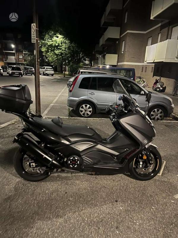Pelēks Yamaha T Max 2015 Klaipėda, ar dzinēja tilpumu 0.53 L un nobraukumu 18 tūkst. km par 6000 €, foto 3 vietnē AUTOMOTO.COM.LV