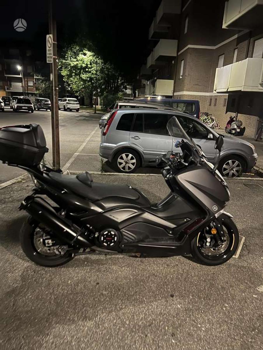 Pelēks Yamaha T Max 2015 Klaipėda, ar dzinēja tilpumu 0.53 L un nobraukumu 18 tūkst. km par 6000 €, foto 4 vietnē AUTOMOTO.COM.LV