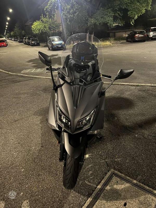 Pelēks Yamaha T Max 2015 Klaipėda, ar dzinēja tilpumu 0.53 L un nobraukumu 18 tūkst. km par 6000 €, foto 6 vietnē AUTOMOTO.COM.LV