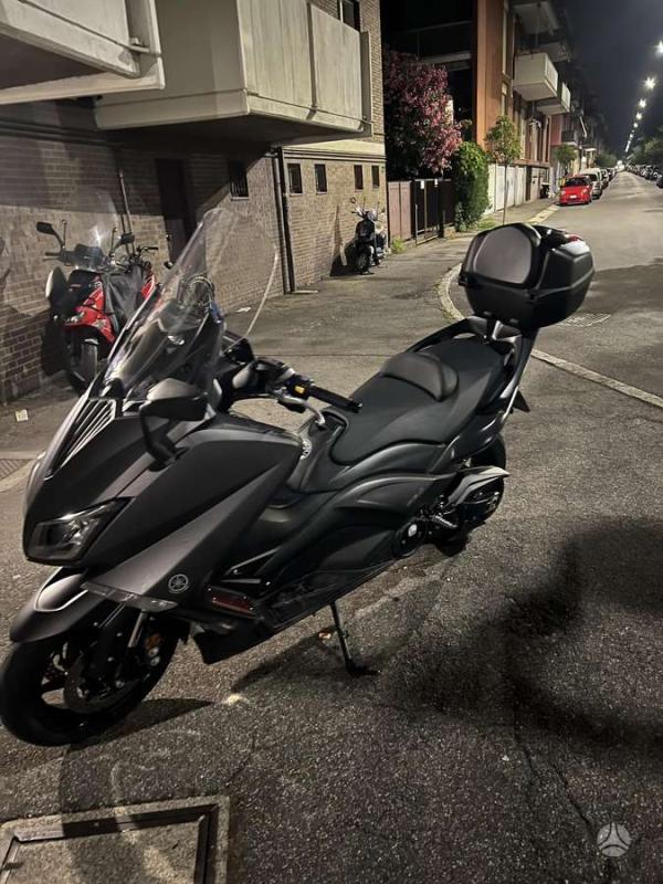 Pelēks Yamaha T Max 2015 Klaipėda, ar dzinēja tilpumu 0.53 L un nobraukumu 18 tūkst. km par 6000 €, foto 7 vietnē AUTOMOTO.COM.LV