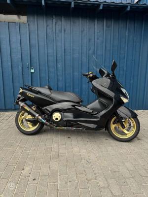 Ямаха T Max 2004 в Клайпеда, объемом двигателя 0.50 л и пробегом 63 тыс. км за 2100 €, фото  на AUTOMOTO.COM.LV