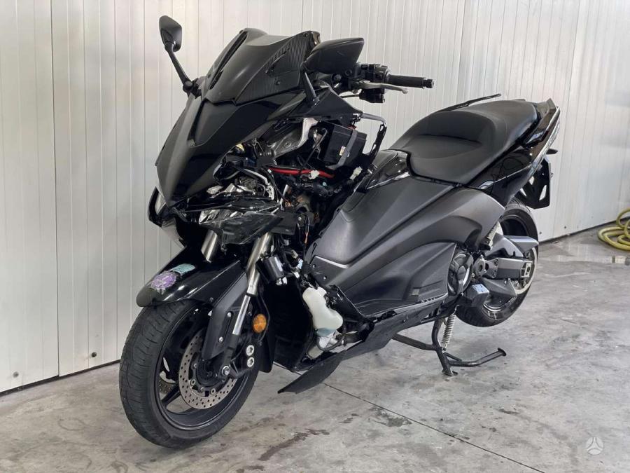 Yamaha T Max 2017 Vilkaviškis, ar dzinēja tilpumu 0.53 L un nobraukumu 23 tūkst. km par 2750 €, foto 5 vietnē AUTOMOTO.COM.LV