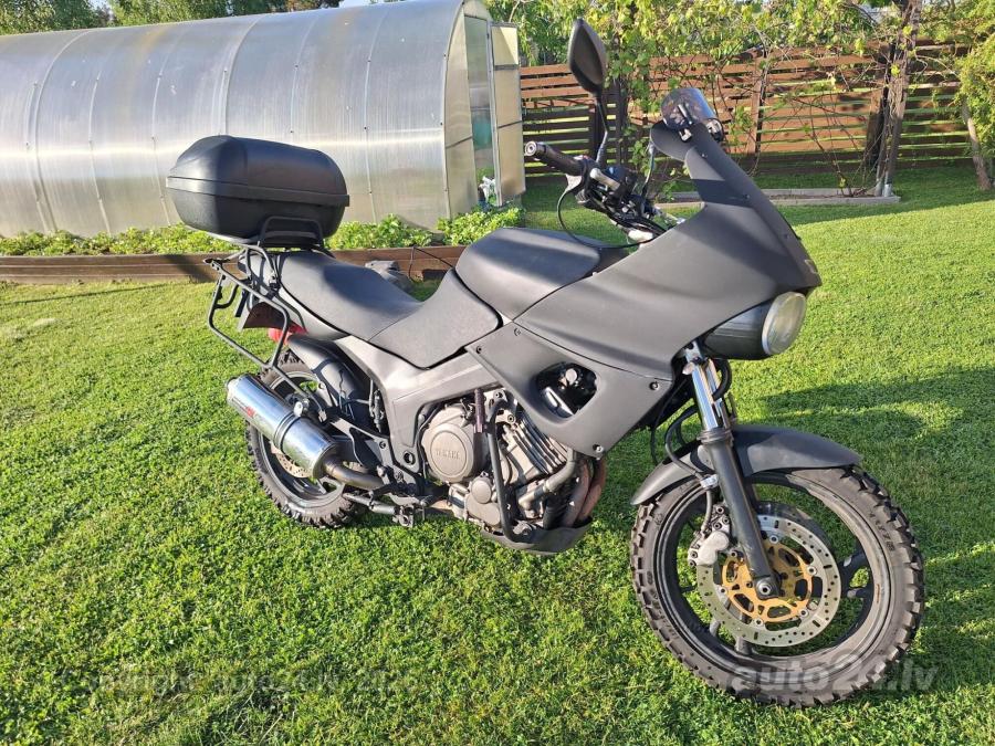 Черный Ямаха TDM 850 1991 в Вильянди, объемом двигателя 0.00 л и пробегом 55 тыс. км за 1200 €, фото 1 на AUTOMOTO.COM.LV