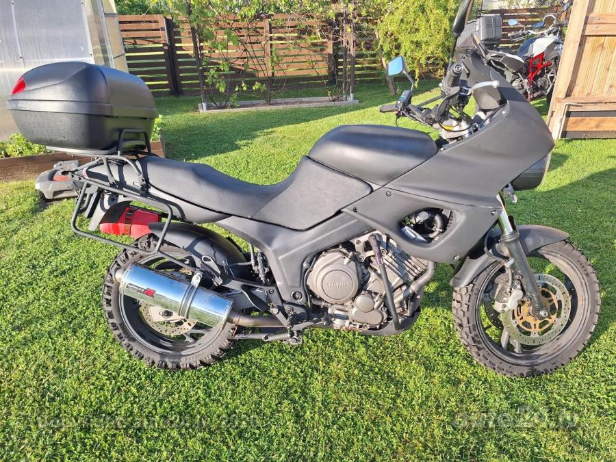Черный Ямаха TDM 850 1991 в Вильянди, объемом двигателя 0.00 л и пробегом 55 тыс. км за 1200 €, фото 3 на AUTOMOTO.COM.LV