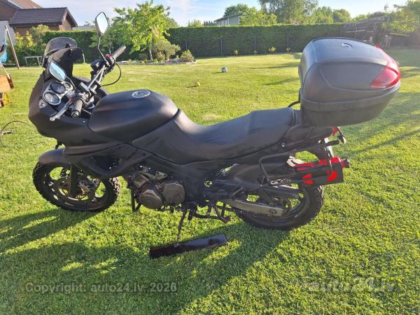 Черный Ямаха TDM 850 1991 в Вильянди, объемом двигателя 0.00 л и пробегом 55 тыс. км за 1200 €, фото 3 на AUTOMOTO.COM.LV