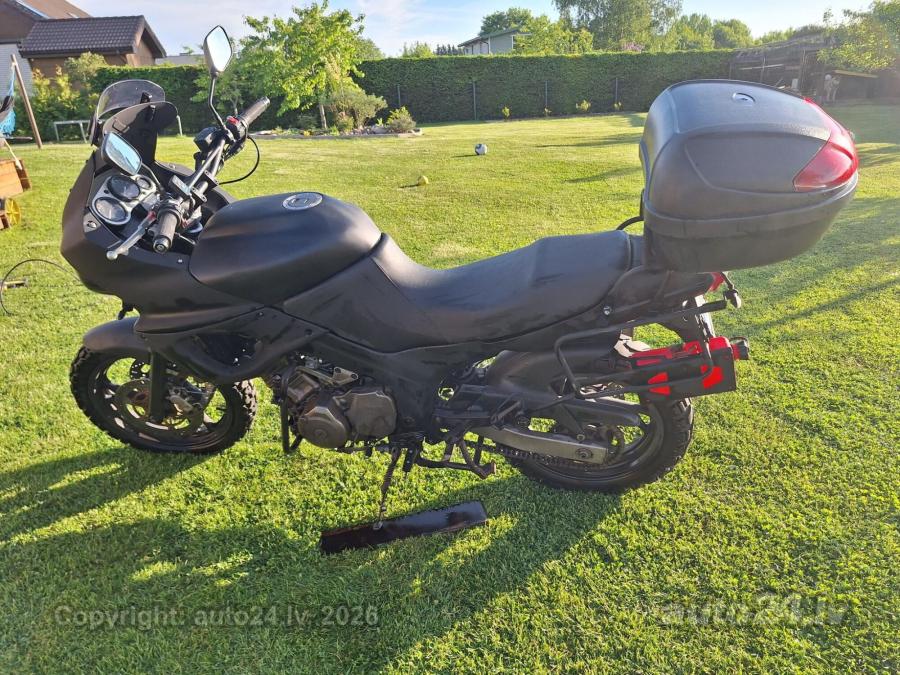 Черный Ямаха TDM 850 1991 в Вильянди, объемом двигателя 0.00 л и пробегом 55 тыс. км за 1200 €, фото 4 на AUTOMOTO.COM.LV