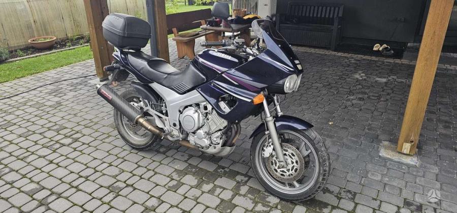 Blue Yamaha TDM 850 1996 in Marijampole, with an engine capacity of 0.85 L and mileage of 52 thousand km for 1000 €, photo 1 on AUTOMOTO.COM.LV