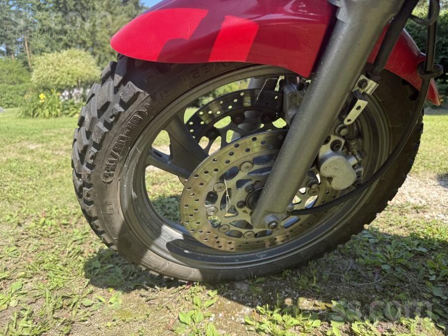 Yamaha TDM 850 1992 Tukums, ar dzinēja tilpumu 0.85 L un nobraukumu 0 tūkst. km par 1400 €, foto 8 vietnē AUTOMOTO.COM.LV