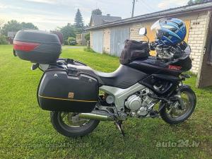 Yamaha TDM 850 1995 in Jogeva, with an engine capacity of 0.85 L and mileage of 99 thousand km for 2800 €, photo 7 on AUTOMOTO.COM.LV
