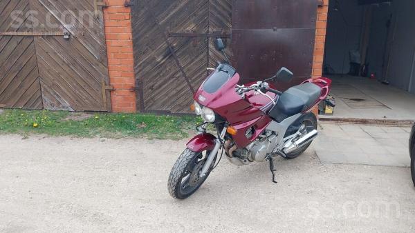 Yamaha TDM 850 1996 in Cesis, with an engine capacity of 0.85 L and mileage of 0 thousand km for 950 €, photo 1 on AUTOMOTO.COM.LV