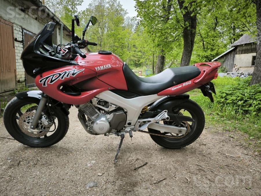 Ямаха TDM 850 1998 в Цесис, объемом двигателя 0.85 л и пробегом 0 тыс. км за 2250 €, фото 3 на AUTOMOTO.COM.LV