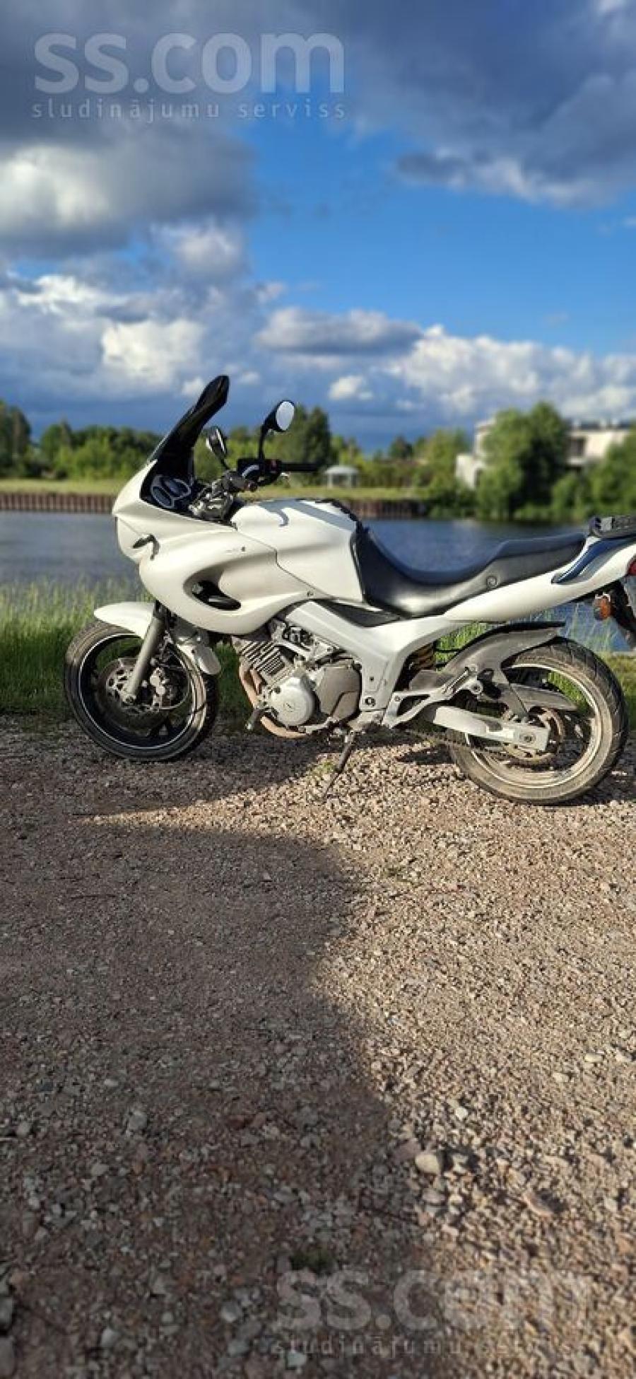 Yamaha TDM 850 1998 in Jelgava, with an engine capacity of 0.85 L and mileage of 0 thousand km for 1400 €, photo 3 on AUTOMOTO.COM.LV