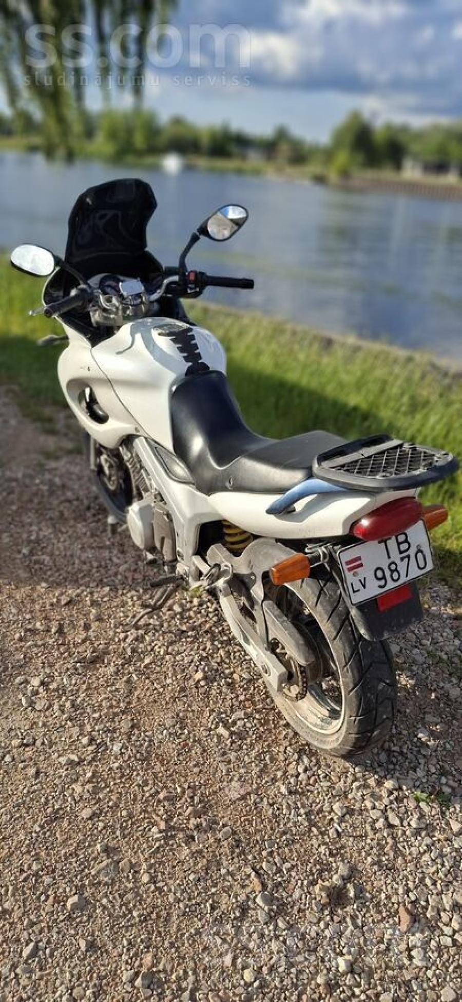 Yamaha TDM 850 1998 in Jelgava, with an engine capacity of 0.85 L and mileage of 0 thousand km for 1400 €, photo 4 on AUTOMOTO.COM.LV