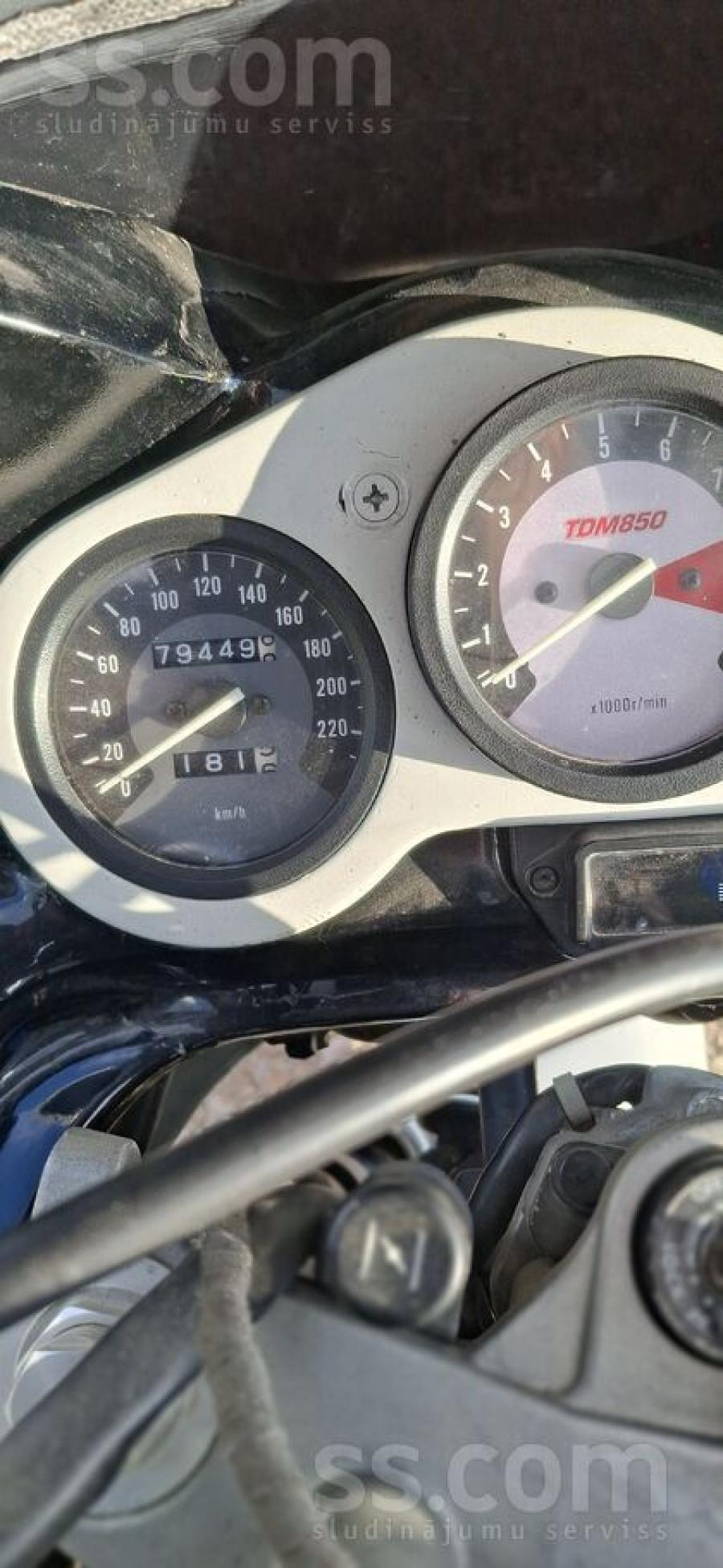 Yamaha TDM 850 1998 in Jelgava, with an engine capacity of 0.85 L and mileage of 0 thousand km for 1400 €, photo 7 on AUTOMOTO.COM.LV