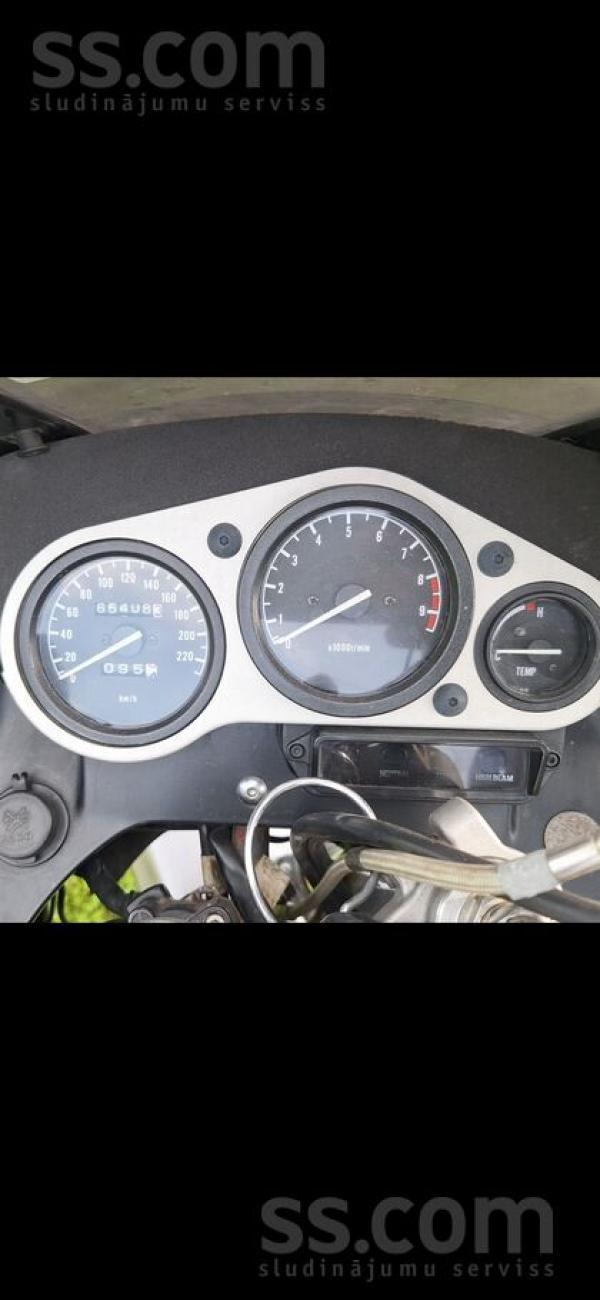 Yamaha TDM 850 1999 Ogre, ar dzinēja tilpumu 0.85 L un nobraukumu 0 tūkst. km par 1000 €, foto 4 vietnē AUTOMOTO.COM.LV
