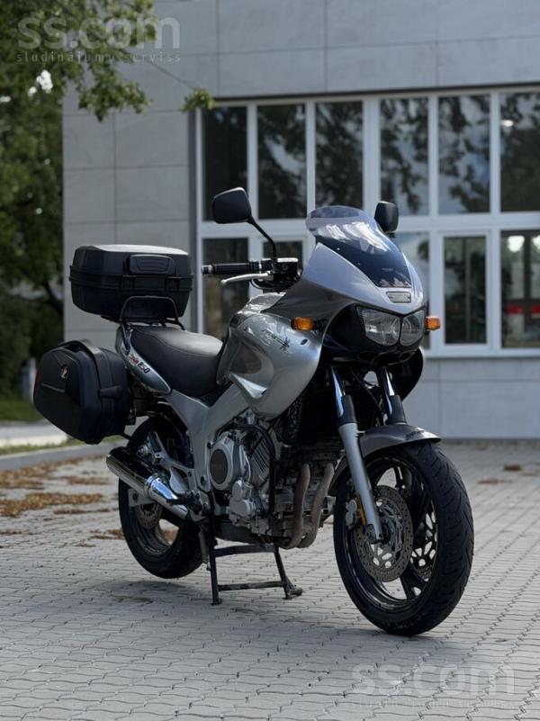 Yamaha TDM 850 2001 Kuldīga, ar dzinēja tilpumu 0.85 L un nobraukumu 0 tūkst. km par 1950 €, foto 1 vietnē AUTOMOTO.COM.LV