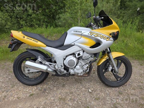 Yamaha TDM 850 2002 in Daugavpils, with an engine capacity of 0.85 L and mileage of 0 thousand km for 500 €, photo 1 on AUTOMOTO.COM.LV