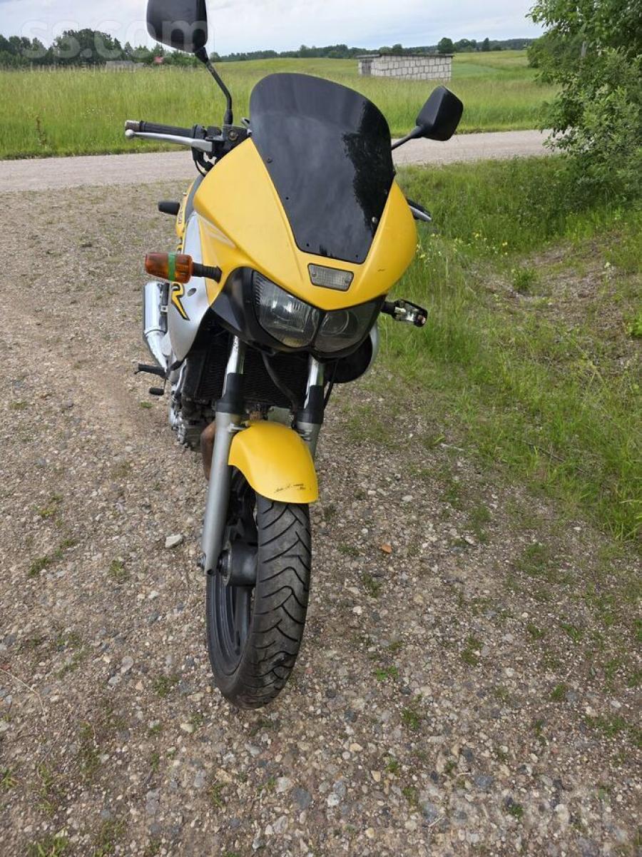 Yamaha TDM 850 2002 in Daugavpils, with an engine capacity of 0.85 L and mileage of 0 thousand km for 500 €, photo 3 on AUTOMOTO.COM.LV