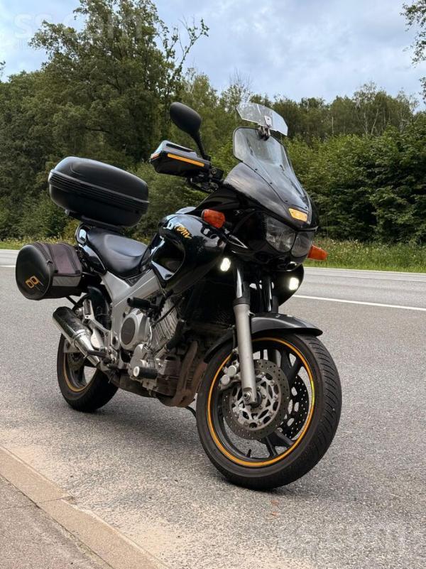 Yamaha TDM 850 2002 in Aizkraukle, with an engine capacity of 0.85 L and mileage of 0 thousand km for 2150 €, photo 9 on AUTOMOTO.COM.LV