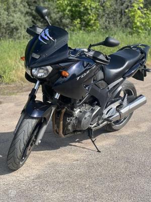 Черный Ямаха TDM 900 2002 в Каунас, объемом двигателя 0.90 л и пробегом 54 тыс. км за 2700 €, фото 3 на AUTOMOTO.COM.LV