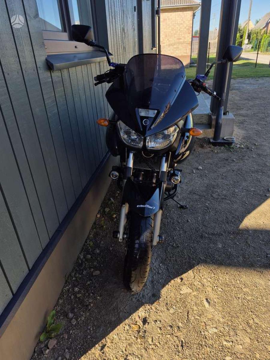 Melns Yamaha TDM 900 2006 Kuršėnai, ar dzinēja tilpumu 0.90 L un nobraukumu 60 tūkst. km par 2750 €, foto 6 vietnē AUTOMOTO.COM.LV